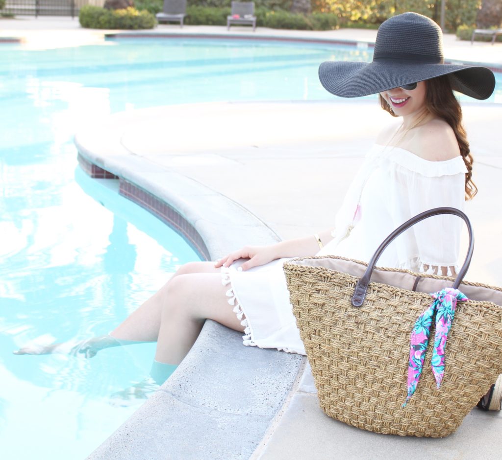 Pool Look – White Dress with Fringe